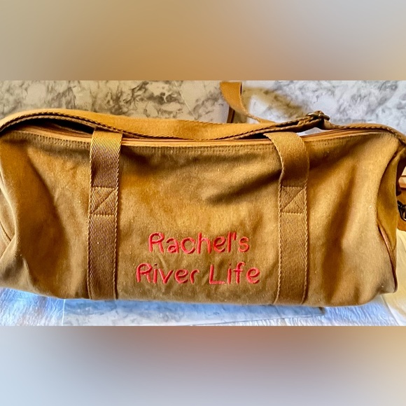 thirty-one | Bags | Thirty One Dare To Duffle Bag In Vintage Maple ...